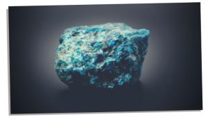 6 Amazing Healing & Metaphysical Properties Of Blue Apatite ...