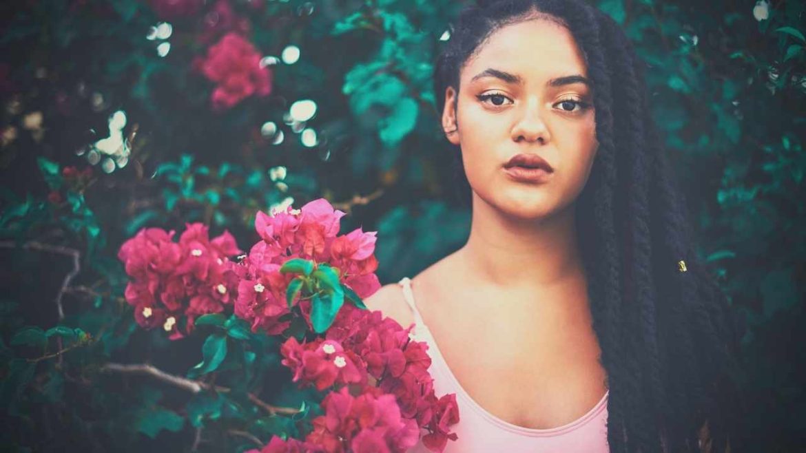 11 Amazing Qualities Of The Divine Feminine Explained - Subconscious ...