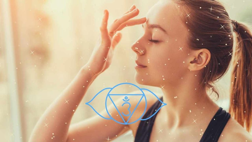7 Signs Of An Overactive Third Eye Chakra - Subconscious Servant